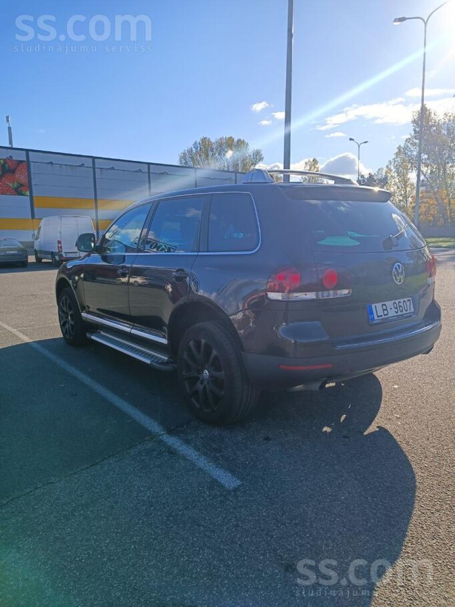 Черный Фольксваген Туарег 2009 в Рига, объемом двигателя 3.00 л и пробегом 266 тыс. км за 5500 €, фото 7 на AUTOMOTO.COM.LV