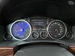 Black Volkswagen Touareg 2009 in Vilnius, with an engine capacity of 3.00 L and mileage of 259 thousand km for 7850 €, photo 18 on AUTOMOTO.COM.LV