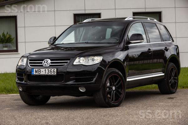 Melns Volkswagen Touareg 2009 Jelgava, ar dzinēja tilpumu 3.00 L un nobraukumu 357 tūkst. km par 5999 €, foto 8 vietnē AUTOMOTO.COM.LV