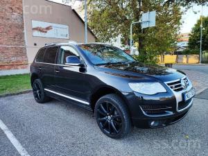Melns Volkswagen Touareg 2009 Jelgava, ar dzinēja tilpumu 3.00 L un nobraukumu 240 tūkst. km par 5950 €, foto 3 vietnē AUTOMOTO.COM.LV