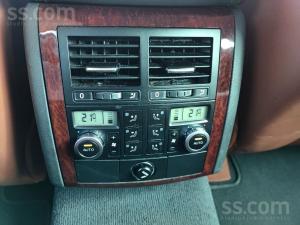 Melns Volkswagen Touareg 2009 Jelgava, ar dzinēja tilpumu 3.00 L un nobraukumu 240 tūkst. km par 5950 €, foto 18 vietnē AUTOMOTO.COM.LV