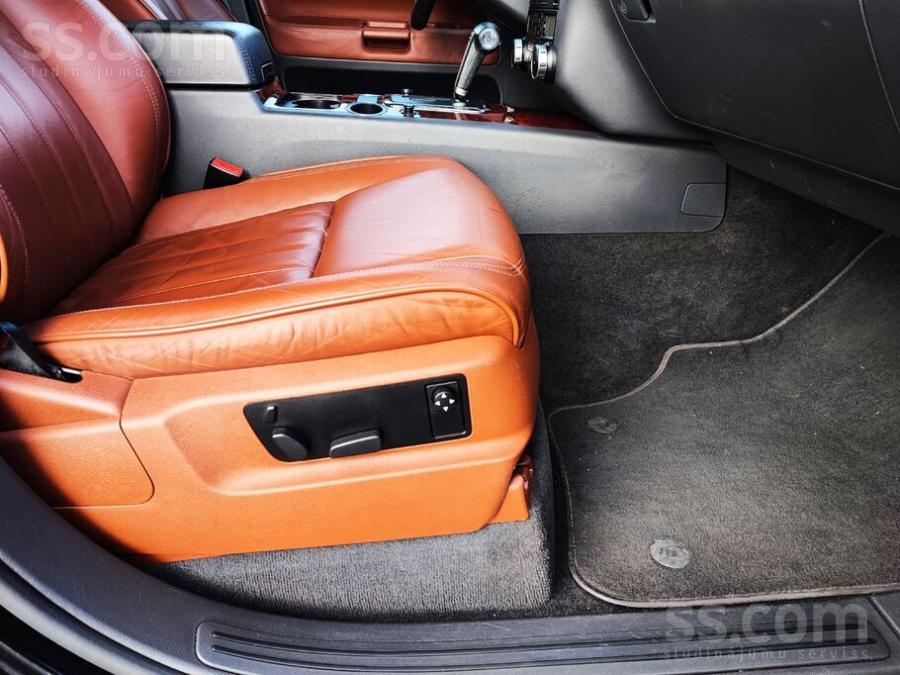 Melns Volkswagen Touareg 2009 Jelgava, ar dzinēja tilpumu 3.00 L un nobraukumu 240 tūkst. km par 5950 €, foto 24 vietnē AUTOMOTO.COM.LV