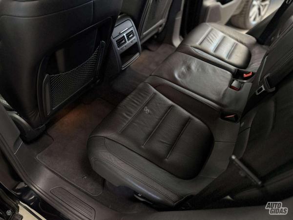Melns Volkswagen Touareg 2010 Klaipėda, ar dzinēja tilpumu 3.00 L un nobraukumu 295 tūkst. km par 11950 €, foto 7 vietnē AUTOMOTO.COM.LV