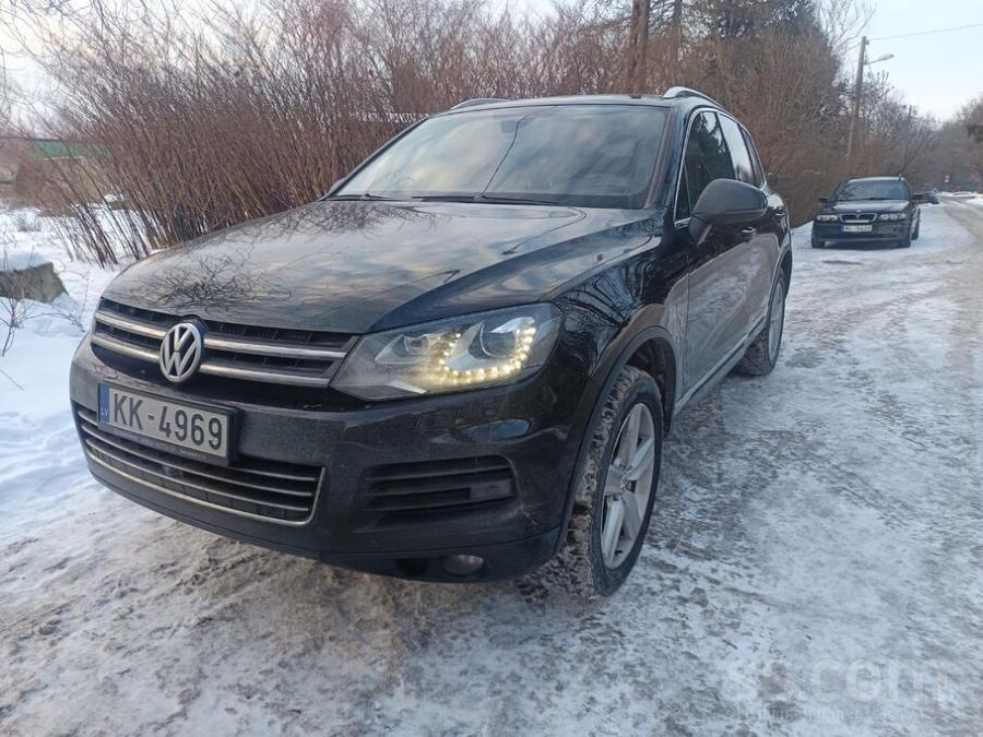 Melns Volkswagen Touareg 2010 Rīga, ar dzinēja tilpumu 3.00 L un nobraukumu 320 tūkst. km par 10800 €, foto 7 vietnē AUTOMOTO.COM.LV