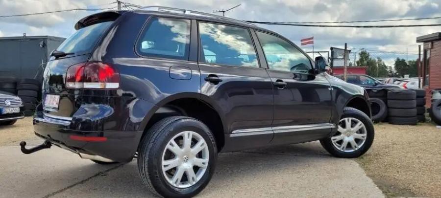 Melns Volkswagen Touareg 2010 Rīga, ar dzinēja tilpumu 3.00 L un nobraukumu 235 tūkst. km par 9900 €, foto 11 vietnē AUTOMOTO.COM.LV