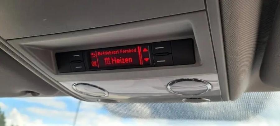 Melns Volkswagen Touareg 2010 Rīga, ar dzinēja tilpumu 3.00 L un nobraukumu 235 tūkst. km par 9900 €, foto 21 vietnē AUTOMOTO.COM.LV