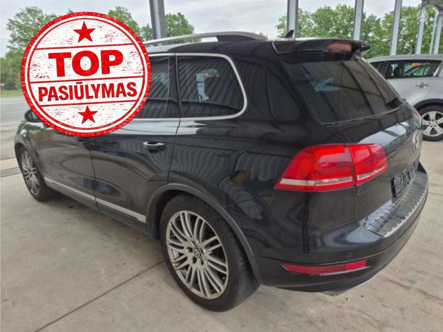 Melns Volkswagen Touareg 2010 Viļņa, ar dzinēja tilpumu 2.97 L un nobraukumu 221 tūkst. km par 7990 €, foto 1 vietnē AUTOMOTO.COM.LV