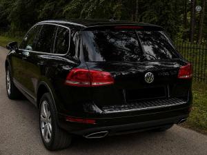 Melns Volkswagen Touareg 2010 Viļņa, ar dzinēja tilpumu 2.97 L un nobraukumu 252 tūkst. km par 10890 €, foto 9 vietnē AUTOMOTO.COM.LV