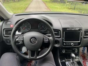 Melns Volkswagen Touareg 2010 Viļņa, ar dzinēja tilpumu 2.97 L un nobraukumu 252 tūkst. km par 10890 €, foto 17 vietnē AUTOMOTO.COM.LV