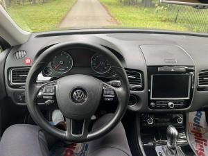 Melns Volkswagen Touareg 2010 Viļņa, ar dzinēja tilpumu 2.97 L un nobraukumu 252 tūkst. km par 10890 €, foto 17 vietnē AUTOMOTO.COM.LV