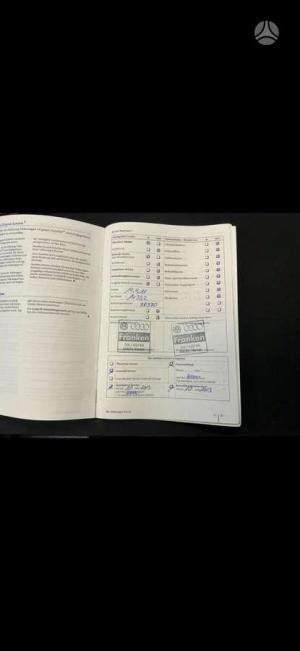 Black Volkswagen Touareg 2010 in Vilnius, with an engine capacity of 2.97 L and mileage of 252 thousand km for 10890 €, photo 39 on AUTOMOTO.COM.LV