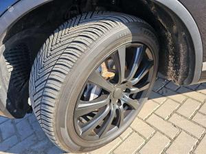 Black Volkswagen Touareg 2010 in Taurage, with an engine capacity of 2.97 L and mileage of 276 thousand km for 10000 €, photo 22 on AUTOMOTO.COM.LV