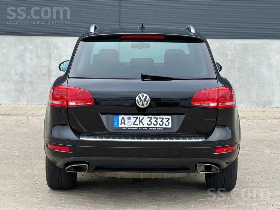 Melns Volkswagen Touareg 2011 Rīga, ar dzinēja tilpumu 3.00 L un nobraukumu 0 tūkst. km par 10900 €, foto 8 vietnē AUTOMOTO.COM.LV