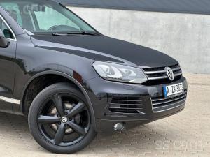 Melns Volkswagen Touareg 2011 Rīga, ar dzinēja tilpumu 3.00 L un nobraukumu 0 tūkst. km par 10900 €, foto 13 vietnē AUTOMOTO.COM.LV