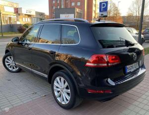 Melns Volkswagen Touareg 2011 Marijampole, ar dzinēja tilpumu 2.97 L un nobraukumu 269 tūkst. km par 12999 €, foto 9 vietnē AUTOMOTO.COM.LV