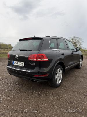 Melns Volkswagen Touareg 2011 Tallina, ar dzinēja tilpumu 3.00 L un nobraukumu 357 tūkst. km par 6500 €, foto  vietnē AUTOMOTO.COM.LV