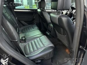Melns Volkswagen Touareg 2011 Jelgava, ar dzinēja tilpumu 3.00 L un nobraukumu 325 tūkst. km par 12600 €, foto 9 vietnē AUTOMOTO.COM.LV