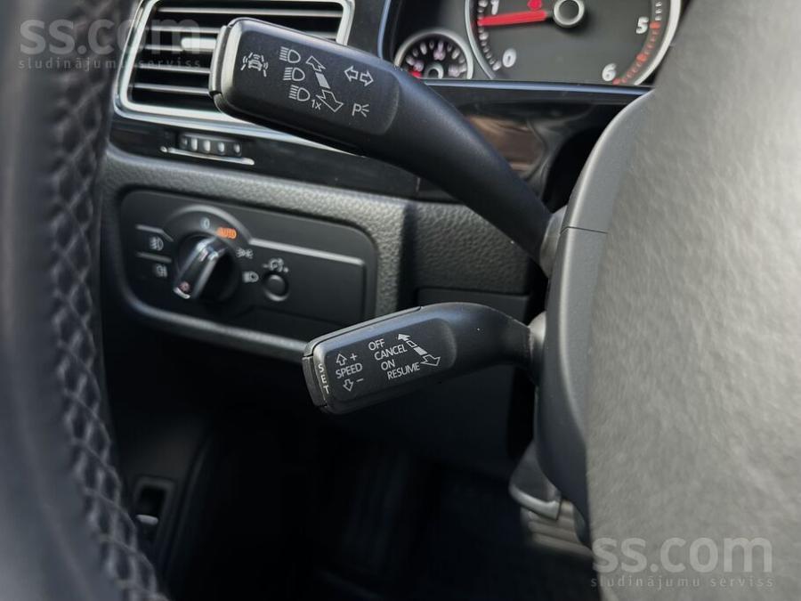 Melns Volkswagen Touareg 2011 Jelgava, ar dzinēja tilpumu 3.00 L un nobraukumu 325 tūkst. km par 12600 €, foto 19 vietnē AUTOMOTO.COM.LV