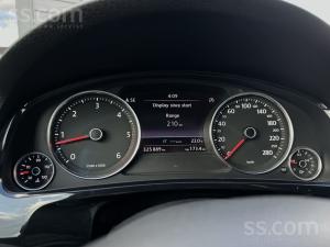 Melns Volkswagen Touareg 2011 Jelgava, ar dzinēja tilpumu 3.00 L un nobraukumu 325 tūkst. km par 12600 €, foto 21 vietnē AUTOMOTO.COM.LV
