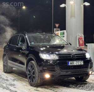 Melns Volkswagen Touareg 2011 Rēzekne, ar dzinēja tilpumu 3.00 L un nobraukumu 0 tūkst. km par 10100 €, foto  vietnē AUTOMOTO.COM.LV