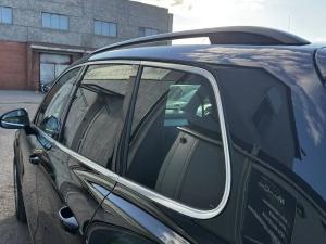Melns Volkswagen Touareg 2011 Daugavpils, ar dzinēja tilpumu 3.00 L un nobraukumu 164 tūkst. km par 12800 €, foto 15 vietnē AUTOMOTO.COM.LV