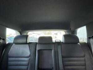 Melns Volkswagen Touareg 2011 Daugavpils, ar dzinēja tilpumu 3.00 L un nobraukumu 164 tūkst. km par 12800 €, foto 32 vietnē AUTOMOTO.COM.LV