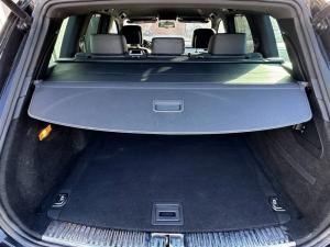 Melns Volkswagen Touareg 2011 Daugavpils, ar dzinēja tilpumu 3.00 L un nobraukumu 164 tūkst. km par 12800 €, foto 37 vietnē AUTOMOTO.COM.LV