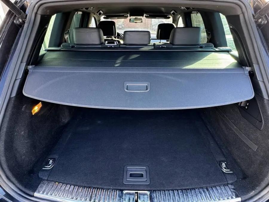 Melns Volkswagen Touareg 2011 Daugavpils, ar dzinēja tilpumu 3.00 L un nobraukumu 164 tūkst. km par 12800 €, foto 37 vietnē AUTOMOTO.COM.LV
