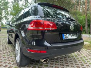 Melns Volkswagen Touareg 2011 Viļņa, ar dzinēja tilpumu 2.97 L un nobraukumu 292 tūkst. km par 10500 €, foto 6 vietnē AUTOMOTO.COM.LV