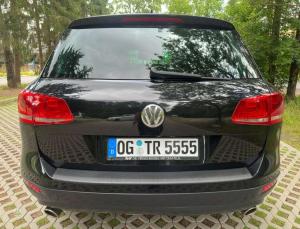 Melns Volkswagen Touareg 2011 Viļņa, ar dzinēja tilpumu 2.97 L un nobraukumu 292 tūkst. km par 10500 €, foto 8 vietnē AUTOMOTO.COM.LV