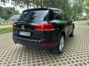 Melns Volkswagen Touareg 2011 Viļņa, ar dzinēja tilpumu 2.97 L un nobraukumu 292 tūkst. km par 10500 €, foto 11 vietnē AUTOMOTO.COM.LV