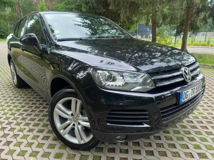 Melns Volkswagen Touareg 2011 Viļņa, ar dzinēja tilpumu 2.97 L un nobraukumu 292 tūkst. km par 10500 €, foto 13 vietnē AUTOMOTO.COM.LV