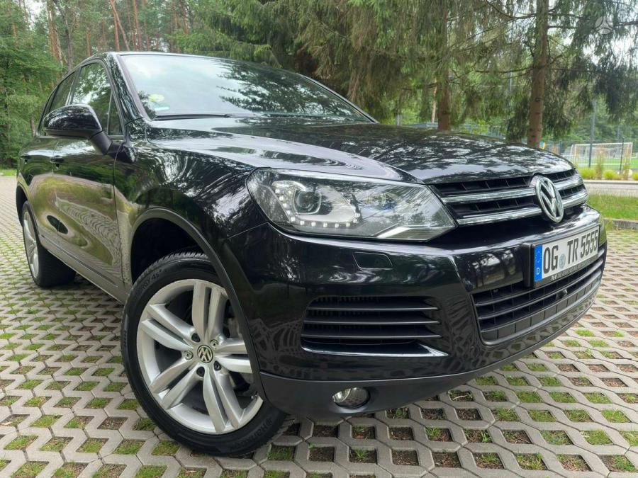 Melns Volkswagen Touareg 2011 Viļņa, ar dzinēja tilpumu 2.97 L un nobraukumu 292 tūkst. km par 10500 €, foto 14 vietnē AUTOMOTO.COM.LV