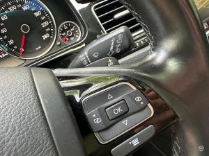 Melns Volkswagen Touareg 2011 Viļņa, ar dzinēja tilpumu 2.97 L un nobraukumu 292 tūkst. km par 10500 €, foto 19 vietnē AUTOMOTO.COM.LV