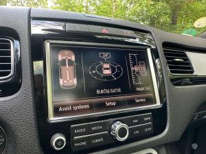 Melns Volkswagen Touareg 2011 Viļņa, ar dzinēja tilpumu 2.97 L un nobraukumu 292 tūkst. km par 10500 €, foto 22 vietnē AUTOMOTO.COM.LV
