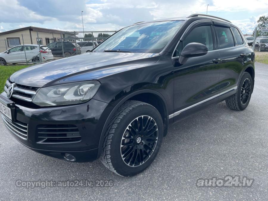 Melns Volkswagen Touareg 2011 Tartu, ar dzinēja tilpumu 3.00 L un nobraukumu 368 tūkst. km par 9990 €, foto 1 vietnē AUTOMOTO.COM.LV