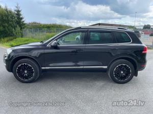 Melns Volkswagen Touareg 2011 Tartu, ar dzinēja tilpumu 3.00 L un nobraukumu 368 tūkst. km par 9990 €, foto 9 vietnē AUTOMOTO.COM.LV