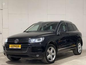 Melns Volkswagen Touareg 2011 Klaipėda, ar dzinēja tilpumu 4.13 L un nobraukumu 333 tūkst. km par 10500 €, foto 12 vietnē AUTOMOTO.COM.LV
