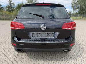 Melns Volkswagen Touareg 2011 Marijampole, ar dzinēja tilpumu 2.97 L un nobraukumu 298 tūkst. km par 10200 €, foto 5 vietnē AUTOMOTO.COM.LV
