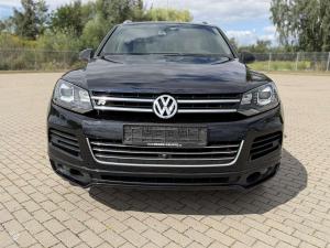 Melns Volkswagen Touareg 2011 Marijampole, ar dzinēja tilpumu 2.97 L un nobraukumu 298 tūkst. km par 10200 €, foto 9 vietnē AUTOMOTO.COM.LV
