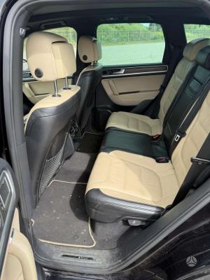 Melns Volkswagen Touareg 2011 Marijampole, ar dzinēja tilpumu 2.97 L un nobraukumu 298 tūkst. km par 10200 €, foto 20 vietnē AUTOMOTO.COM.LV