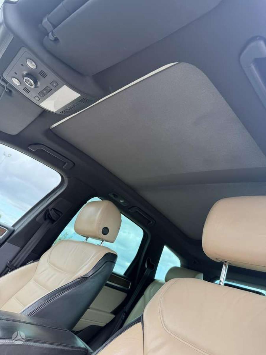 Melns Volkswagen Touareg 2011 Marijampole, ar dzinēja tilpumu 2.97 L un nobraukumu 298 tūkst. km par 10200 €, foto 25 vietnē AUTOMOTO.COM.LV