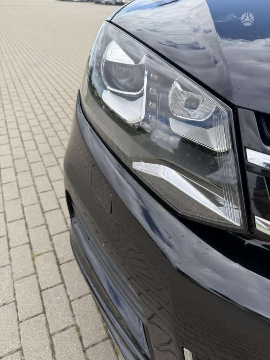 Melns Volkswagen Touareg 2011 Marijampole, ar dzinēja tilpumu 2.97 L un nobraukumu 298 tūkst. km par 10200 €, foto 26 vietnē AUTOMOTO.COM.LV