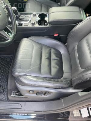 Melns Volkswagen Touareg 2011 Rīga, ar dzinēja tilpumu 3.00 L un nobraukumu 309 tūkst. km par 12000 €, foto 10 vietnē AUTOMOTO.COM.LV