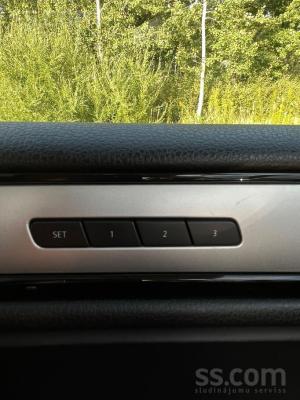 Melns Volkswagen Touareg 2011 Rīga, ar dzinēja tilpumu 3.00 L un nobraukumu 309 tūkst. km par 12000 €, foto 18 vietnē AUTOMOTO.COM.LV