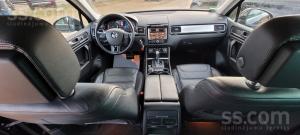 Melns Volkswagen Touareg 2012 Rīga, ar dzinēja tilpumu 3.00 L un nobraukumu 0 tūkst. km par 12500 €, foto 14 vietnē AUTOMOTO.COM.LV