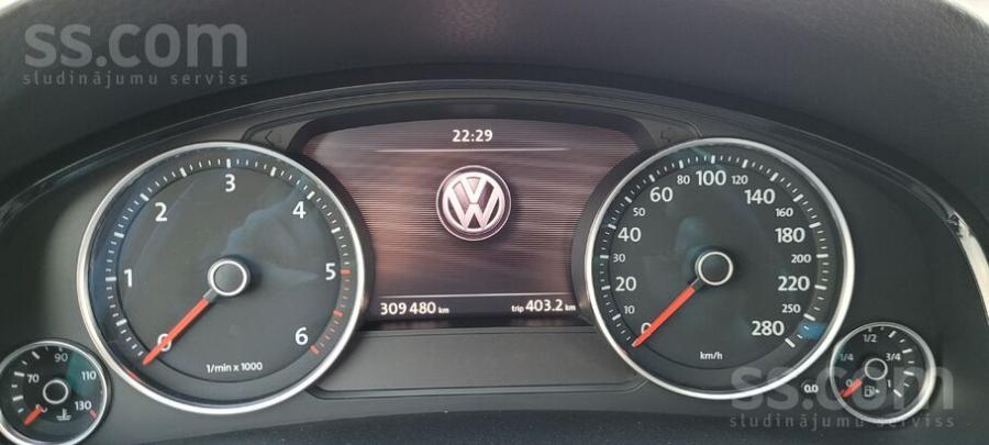 Melns Volkswagen Touareg 2012 Rīga, ar dzinēja tilpumu 3.00 L un nobraukumu 0 tūkst. km par 12500 €, foto 15 vietnē AUTOMOTO.COM.LV