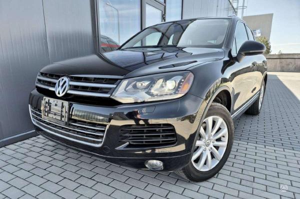 Melns Volkswagen Touareg 2012 Šauļi, ar dzinēja tilpumu 3.60 L un nobraukumu 180 tūkst. km par 8990 €, foto 2 vietnē AUTOMOTO.COM.LV