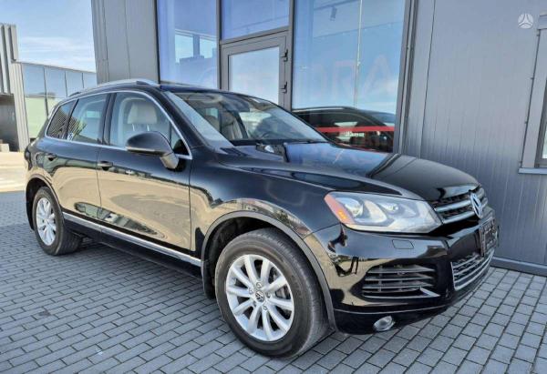 Melns Volkswagen Touareg 2012 Šauļi, ar dzinēja tilpumu 3.60 L un nobraukumu 180 tūkst. km par 8990 €, foto 3 vietnē AUTOMOTO.COM.LV