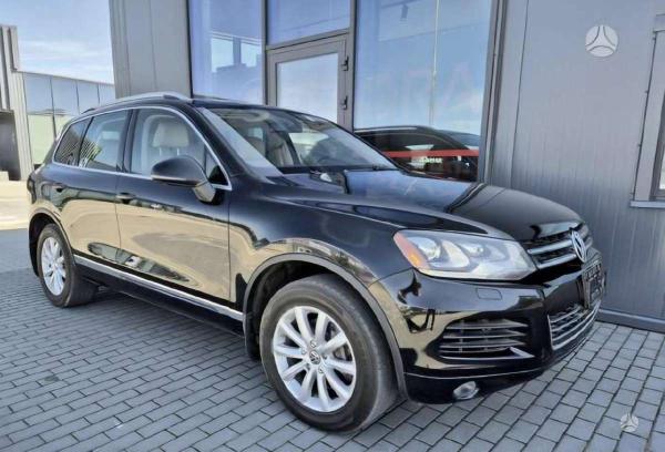 Melns Volkswagen Touareg 2012 Šauļi, ar dzinēja tilpumu 3.60 L un nobraukumu 210 tūkst. km par 8990 €, foto 1 vietnē AUTOMOTO.COM.LV